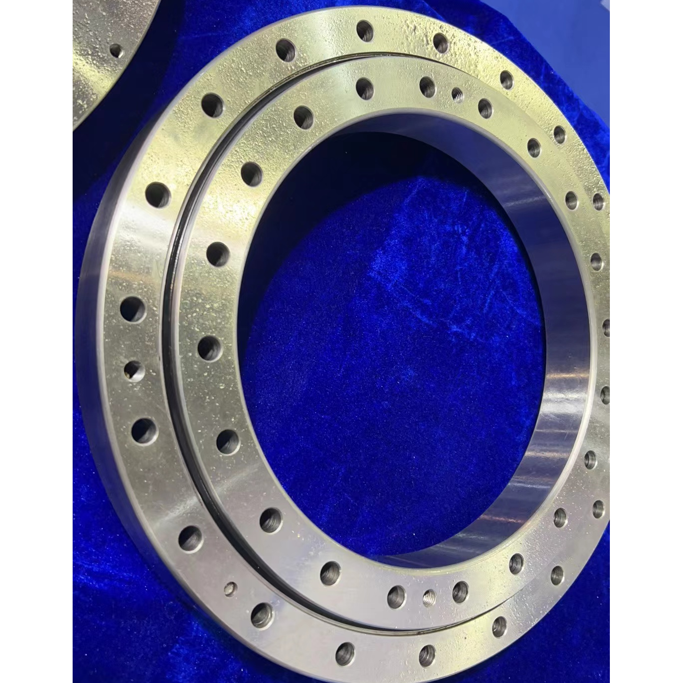 Crossed Roller Bearings - Buy Crossed Roller Bearings, linear cross ...